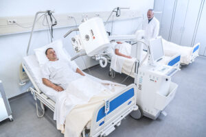 DR 100e - Mobile X-ray Imaging System | Digital Radiography